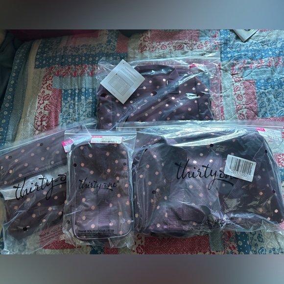 thirty-one | Bags | Thirty One 4 Pack Twinkling Plum Design | Poshmark